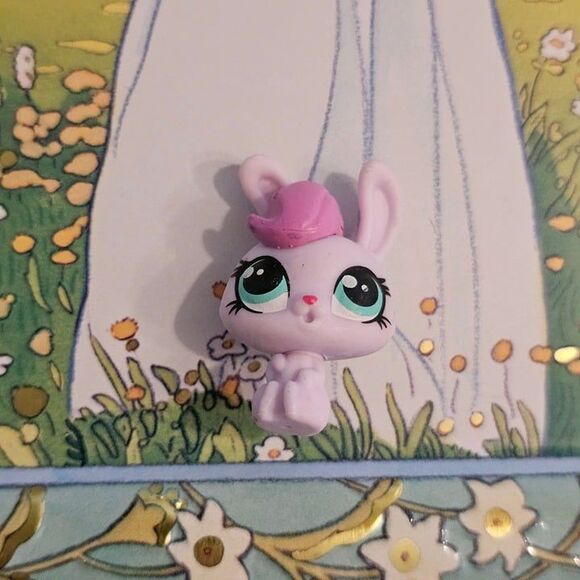 Littlest Pet Shop | Toys | Littlest Pet Shop Mini Rabbit Trixie Hopper ...